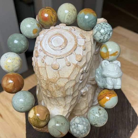 Jewelry | Owyhee Jasper 12mm With Alashan Fox | Poshmark